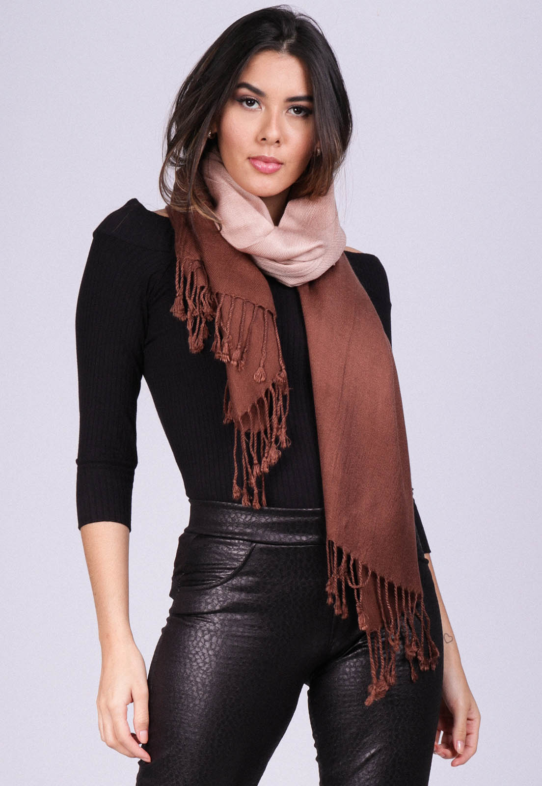 ECHARPE: VEJA COMO VALORIZAR O SEU LOOK! – Amazonia Vital